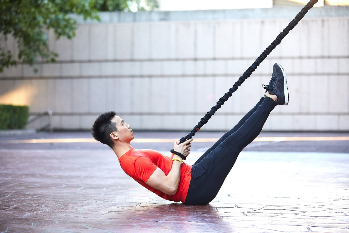 1 exercise to improve posture and core stability – V-Sit to Row – Auster